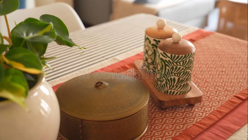 Decorative Table Display Stock Illustrations – 3,294 Decorative Table ...