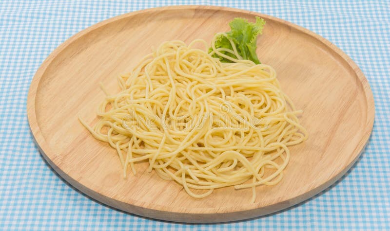 Spaghetti without Sauce on Wooden Plate Stock Image - Image of ...