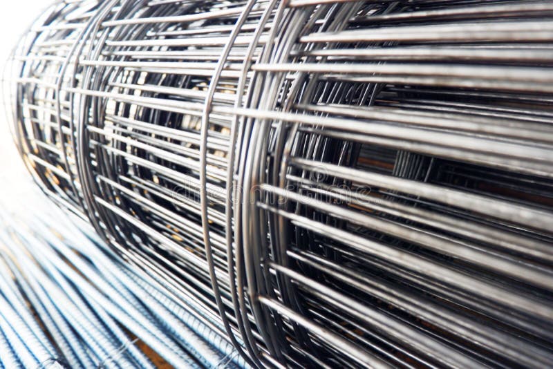 Close Up of Steel Wire Mesh Net Roll for Structural and Construction ...