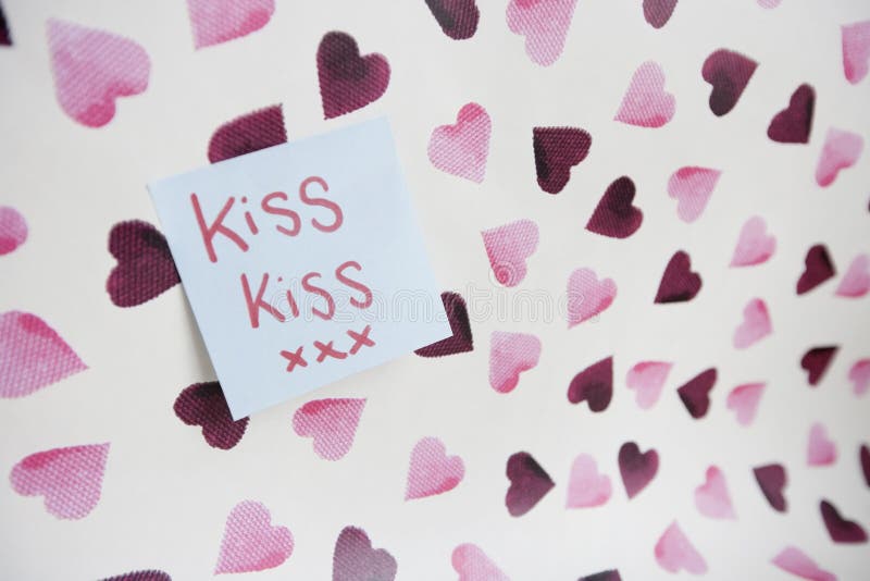 Close-up of Sticky Note with a Message Over Heart Shaped Background ...