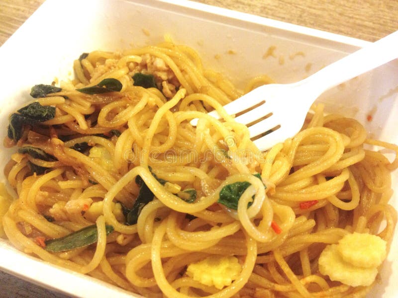 Close Up Stir Fried Spaghetti in the White Box. Stock Image - Image of ...