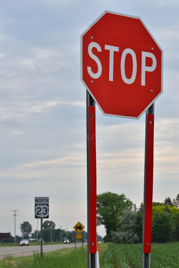 Close Up Stop Sign Blue Sky Stock Image - Image of stop, streetlight ...