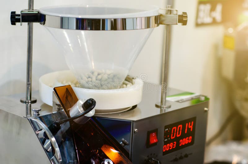 Close-up of Tablet Making Machine Stock Image - Image of nutrition ...