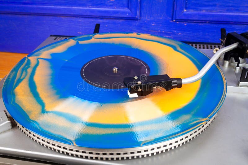 Close Up of Turntable Needle on a Vinyl Stock Photo - Image of black ...