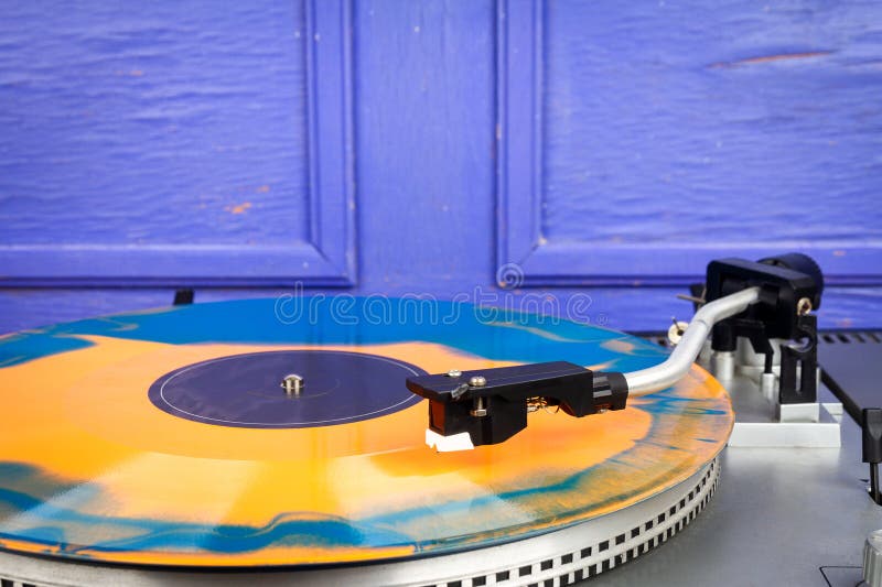 Close Up of Turntable Needle on a Vinyl Stock Photo - Image of play ...