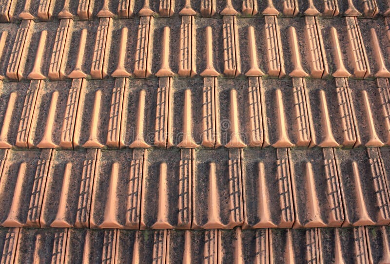 Close-up Van Daktegels Het Betegelen Van Het Dak Stock Foto - Image of ...