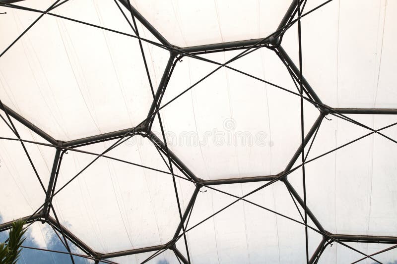 Geodesic Dome Structure with Hexagonal Panels at Eden Project in ...