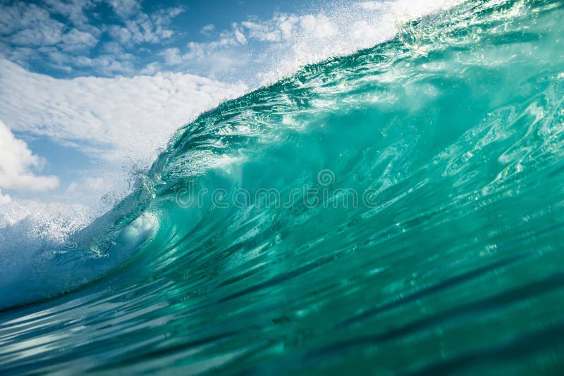 Close Up View of Ideal Surfing Wave in Atlantic Ocean. Glassy Wave ...
