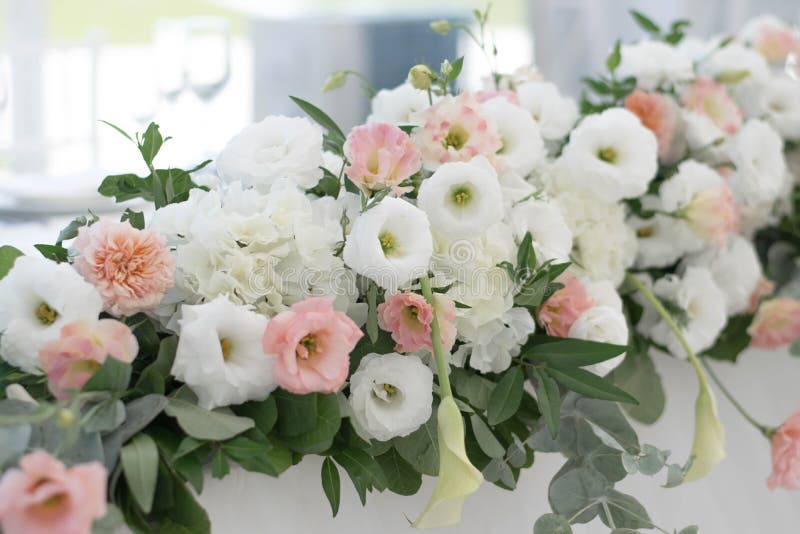 Close Up Wedding Flowers for Main Table. Stock Photo - Image of roses ...