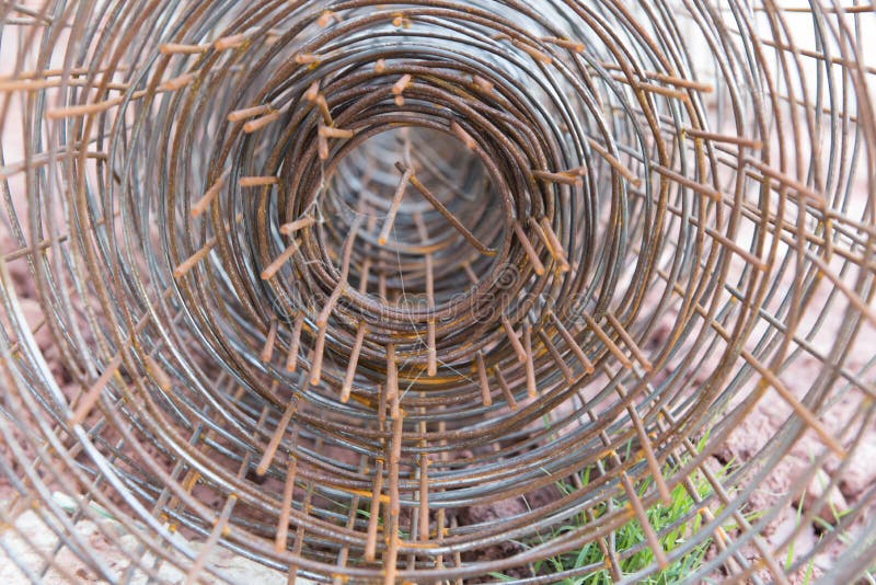 Close Up Wire Mesh and Rust Stock Image - Image of wire, texture: 120294013