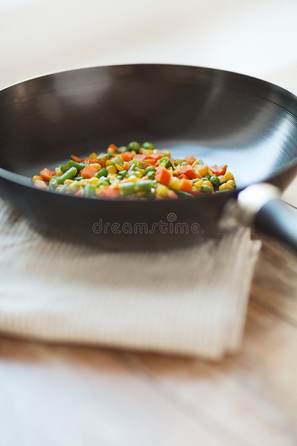 Close Up of Wok Pan with Vegetables Stock Image - Image of frying ...