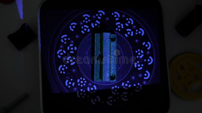 A Working Modern 3D Scanner Reading Data from a Plastic Object ...