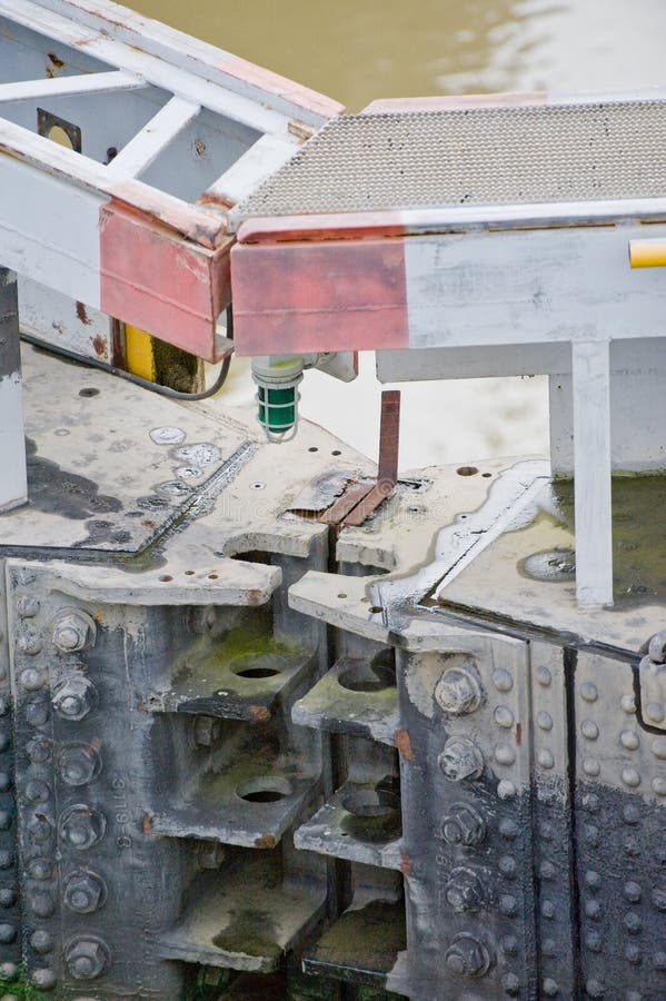 Closed canal lock gate stock image. Image of mechanical - 8186871