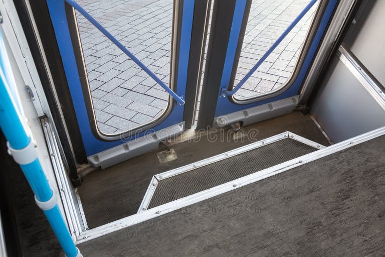466 Travel Bus Doors Stock Photos - Free & Royalty-Free Stock Photos ...