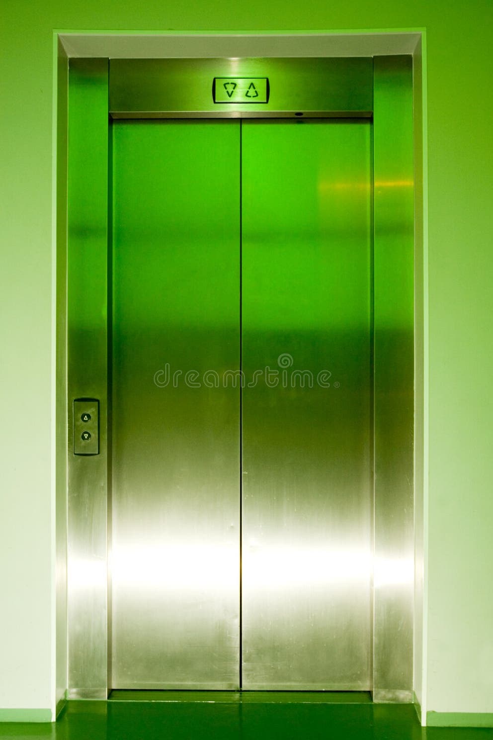 Elevator Closing Doors Stock Photos - Free & Royalty-Free Stock Photos ...