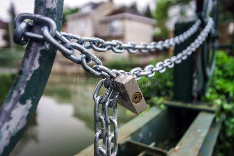 Closed lock on the chain stock image. Image of unlock - 40796453