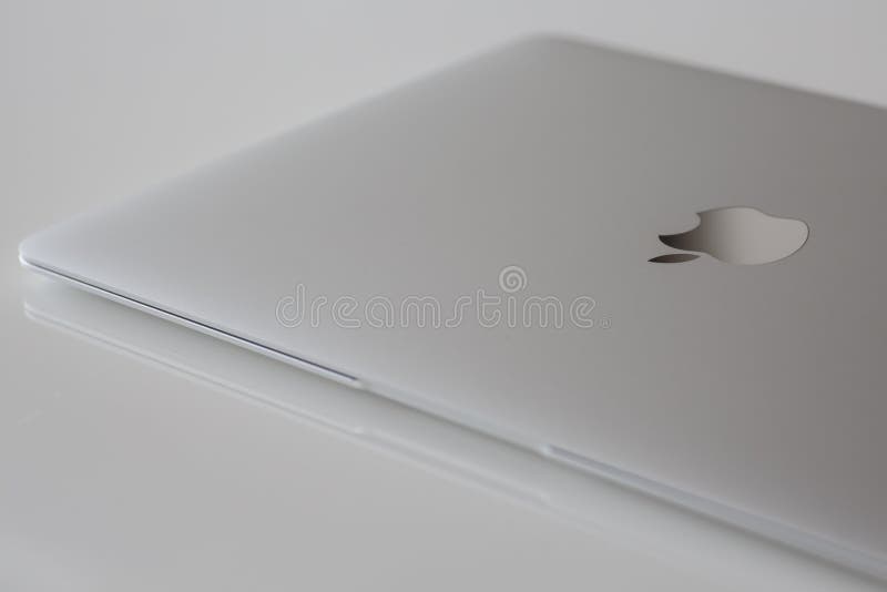 Closed MacBook 12 Silver 1st Gen Editorial Stock Image - Image of ...