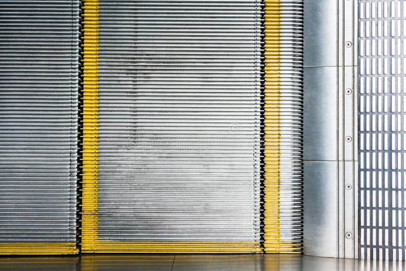 Closeup of Escalator Texture Floor and Grid Pattern of Non-slip Stock ...