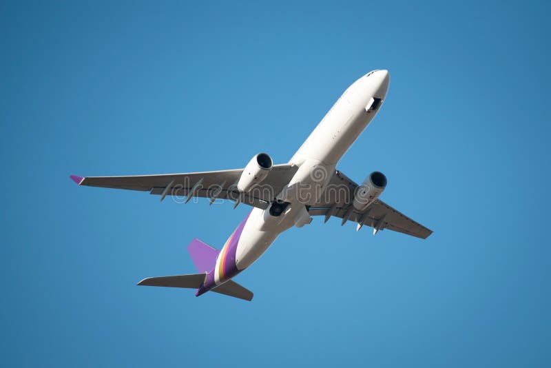 Closeup Flying Plane from Look Up Angle Stock Image - Image of lookup ...