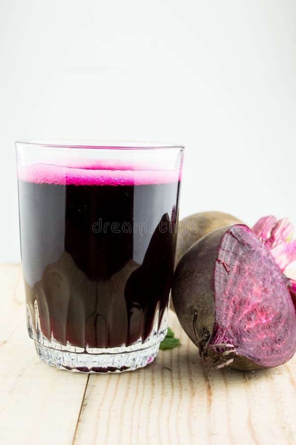 Closeup of Fresh Red Beet Juice Stock Photo - Image of hydrate, glass ...