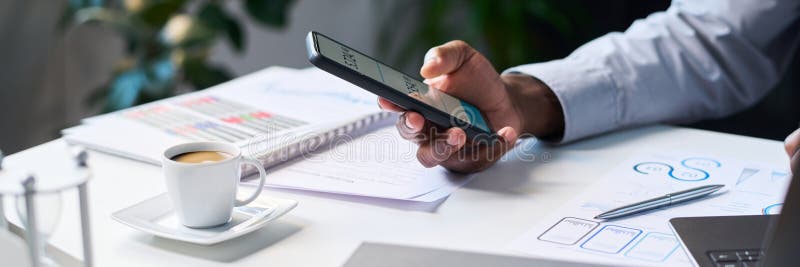 Hand of Black Male Manager Using Smartphone in Office Header Stock ...