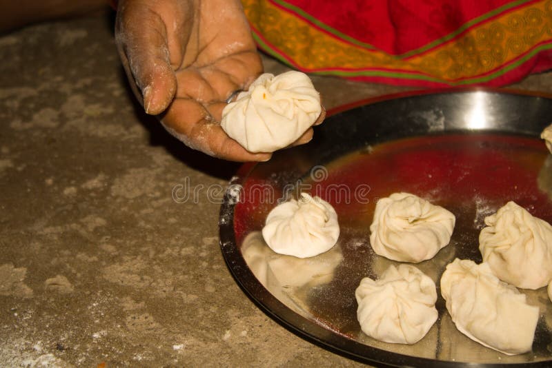 Closeup of Indian Woman Hands Making Purse Shape Dumpling Momo Cooking ...