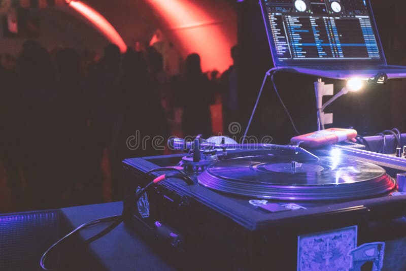 Closeup Music Dj Turn Table Picture. Image: 168545694