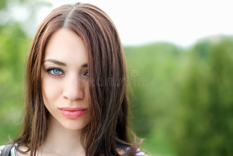 Portrait of a Nice Young Woman Stock Image - Image of green, chic: 30219105