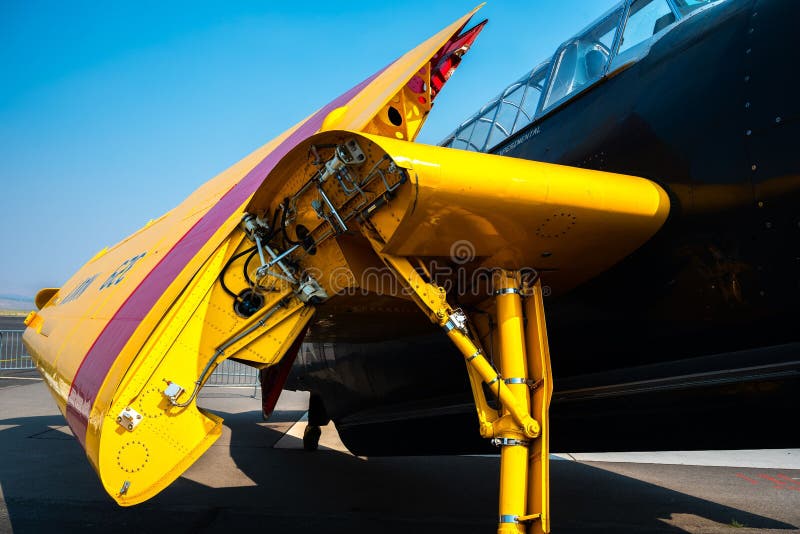 Closeup of TBM Avenger S Folding Wings Editorial Photo - Image of ...