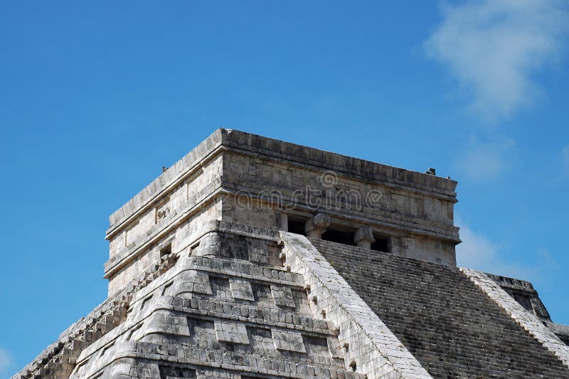 Closeup of Top of Mayan Pyramid Stock Image - Image of history, mayan ...