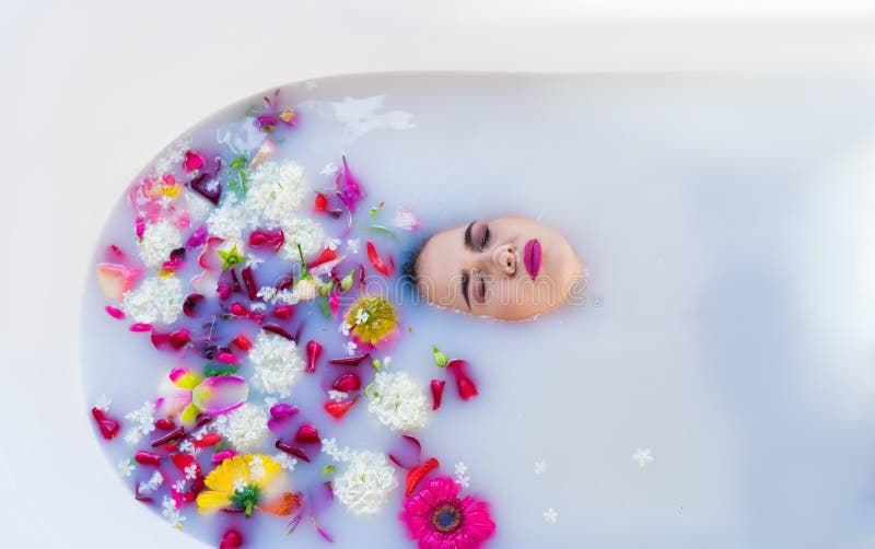 1,635 Drowning Woman Photos - Free & Royalty-Free Stock Photos from ...