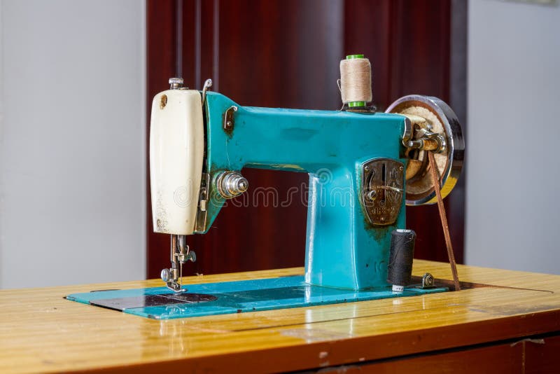 Closeup of a Vintage Traditional Home Sewing Machine Stock Photo ...