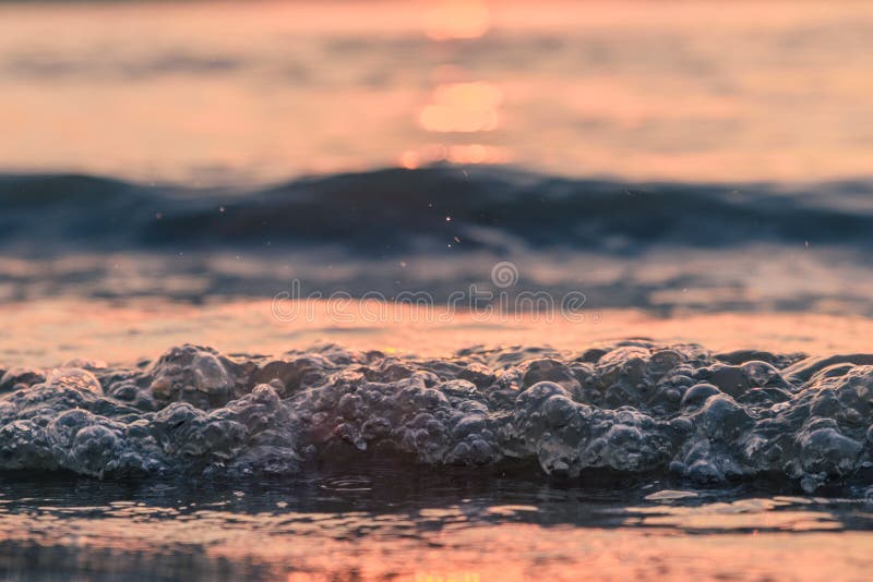 Closeup Waves in the Sunset Stock Image - Image of dawn, blur: 99114927