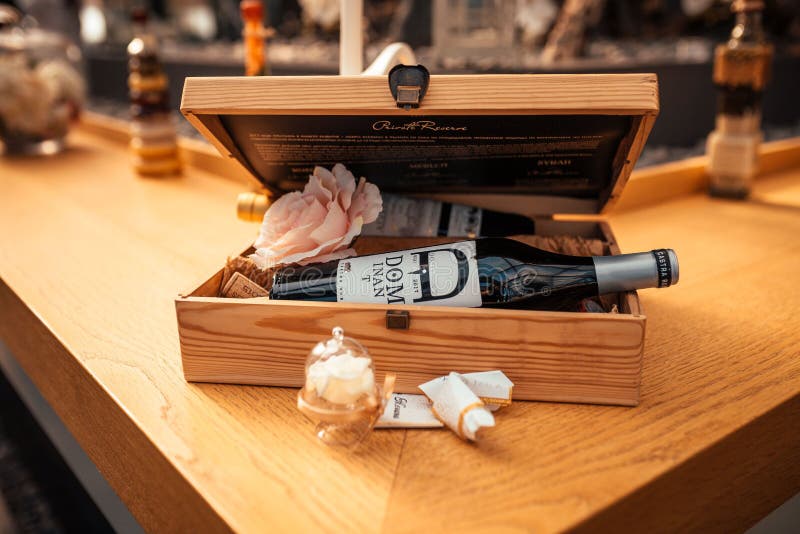 Closeup of Wine in Wooden Box Editorial Image - Image of glass, bottle ...