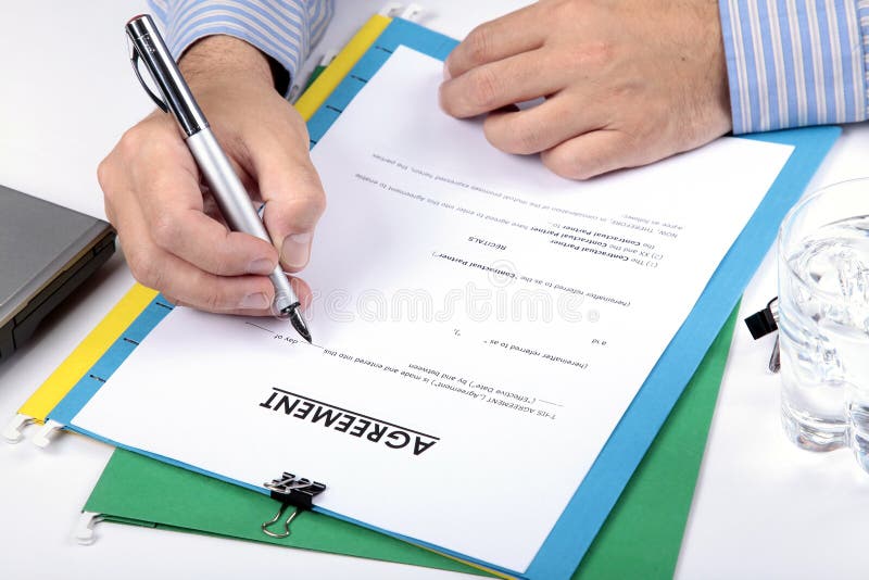 Closing the contract stock image. Image of friendly, agreement - 11385673