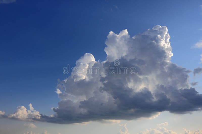 Cumulonimbus cloud stock image. Image of cloudscape, tall - 84371055