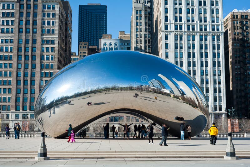 Cloud Gate editorial image. Image of cloud, people, buildings - 28148375