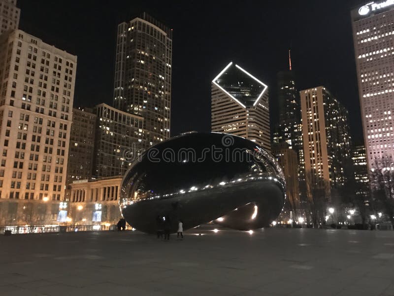 Chicago Bean at night editorial stock photo. Image of skyline - 15966143