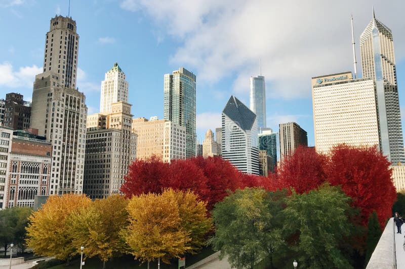 Chicago editorial photo. Image of travel, gate, cloud - 118936271