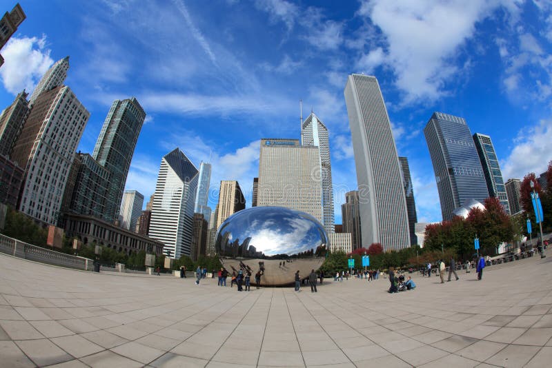 Cloud Gate Sculpture in Chicago Editorial Photography - Image of ...