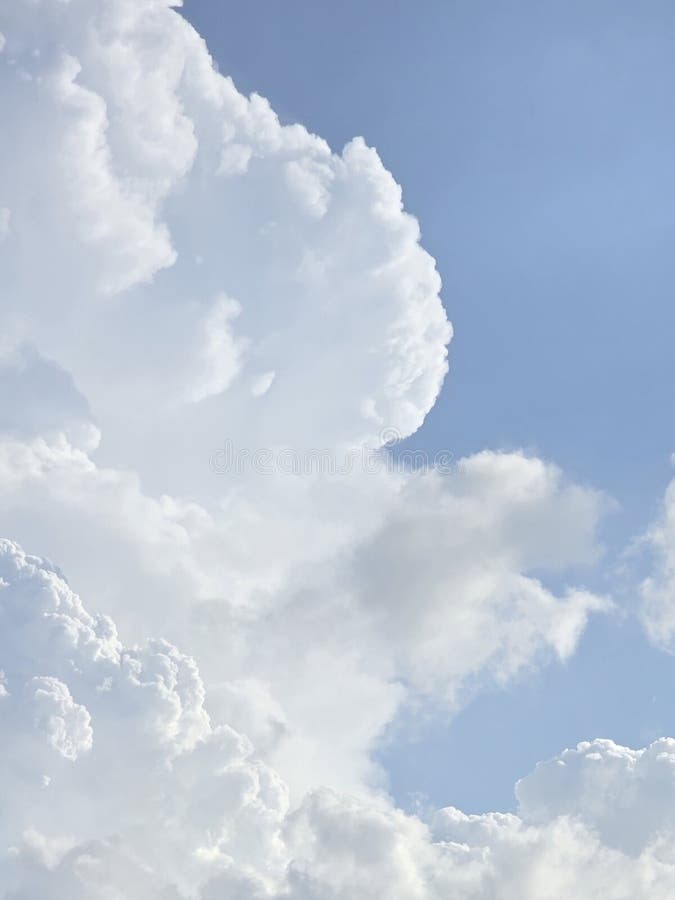 189 Mountain Looks Like Face Ireland Stock Photos - Free & Royalty-Free ...