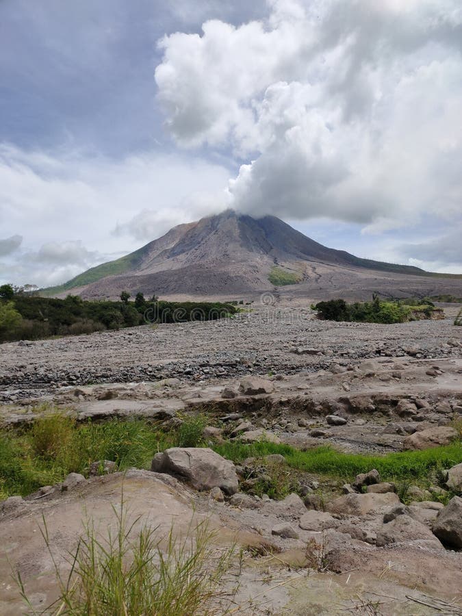 Cloud Mountain Rock Grass Tree Cold Lava Skies Stock Photo - Image of ...