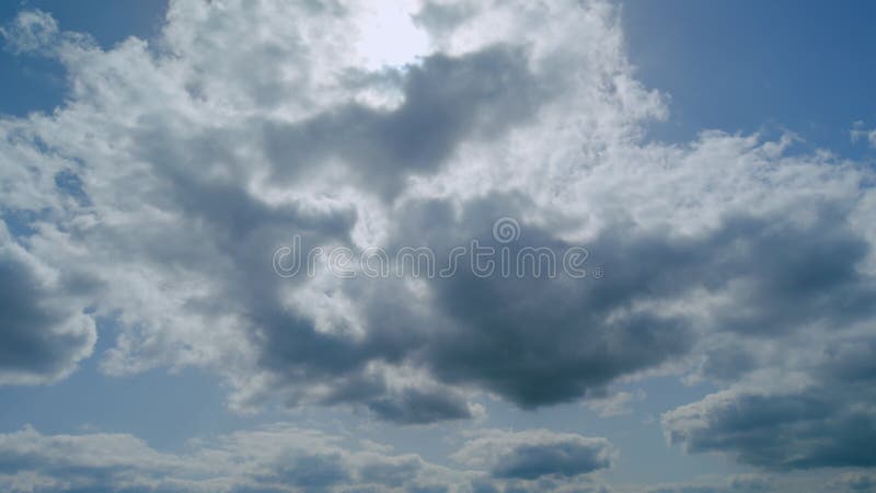 Clouds and Sun Rays in Dark Sky. Clouds with Breathtaking Sun Rays View ...