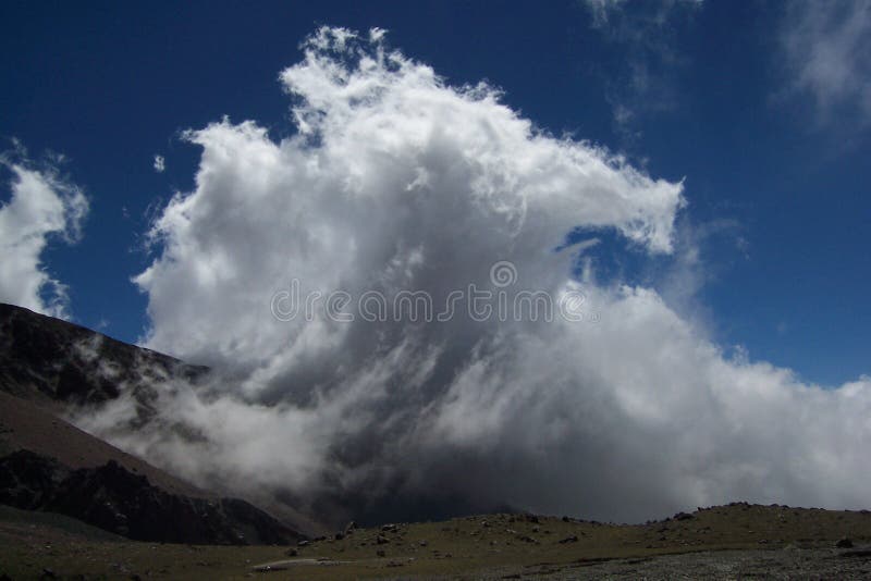 Clouds wave stock image. Image of mountain, wave, vallecitos - 59325447