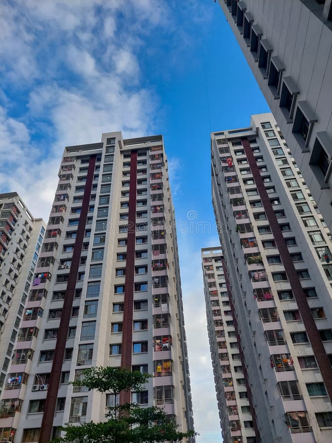 Cloudy Blue Sky in the Gap of High Raise Building Stock Image - Image ...