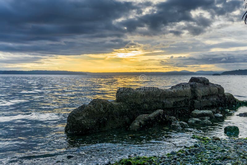 Cloudy Ocean Sunset 2 stock image. Image of clouds, nature - 199050451