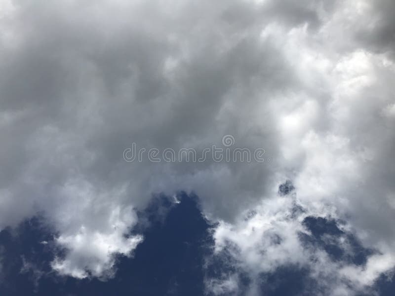 Cloudy sky on a bright day stock image. Image of vivid - 140951303