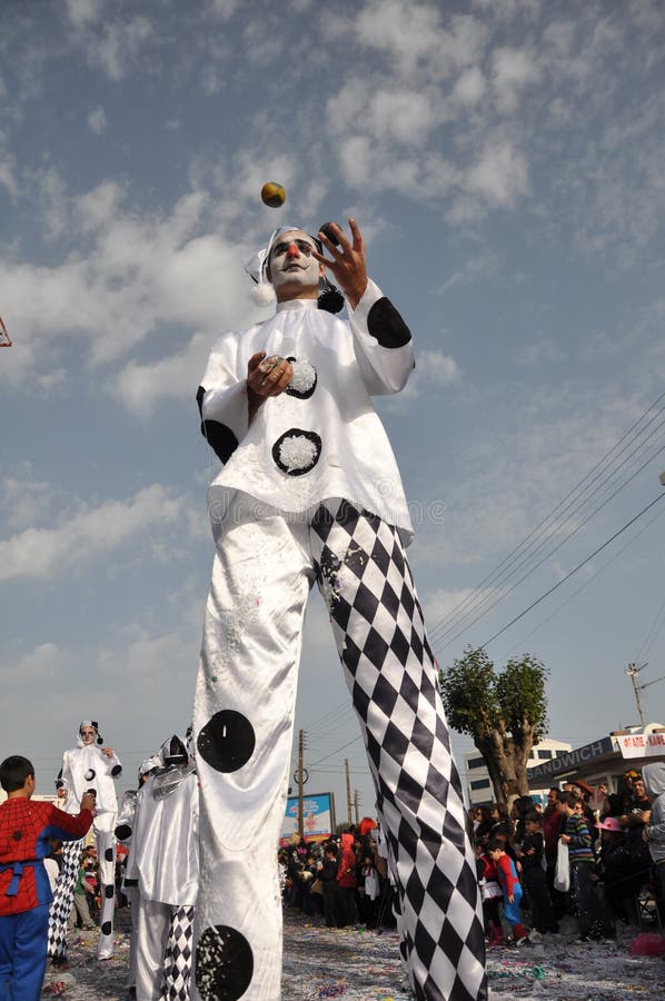 Clown de carnaval photo éditorial. Image du traditionnel - 49233521