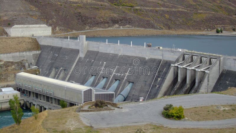 The Clyde Dam ,Clyde Central Otago Editorial Photography - Image of ...