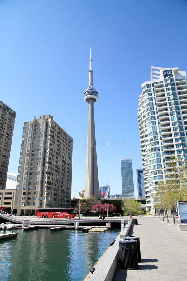 Toronto, CN Tower editorial image. Image of connectivity - 25367760